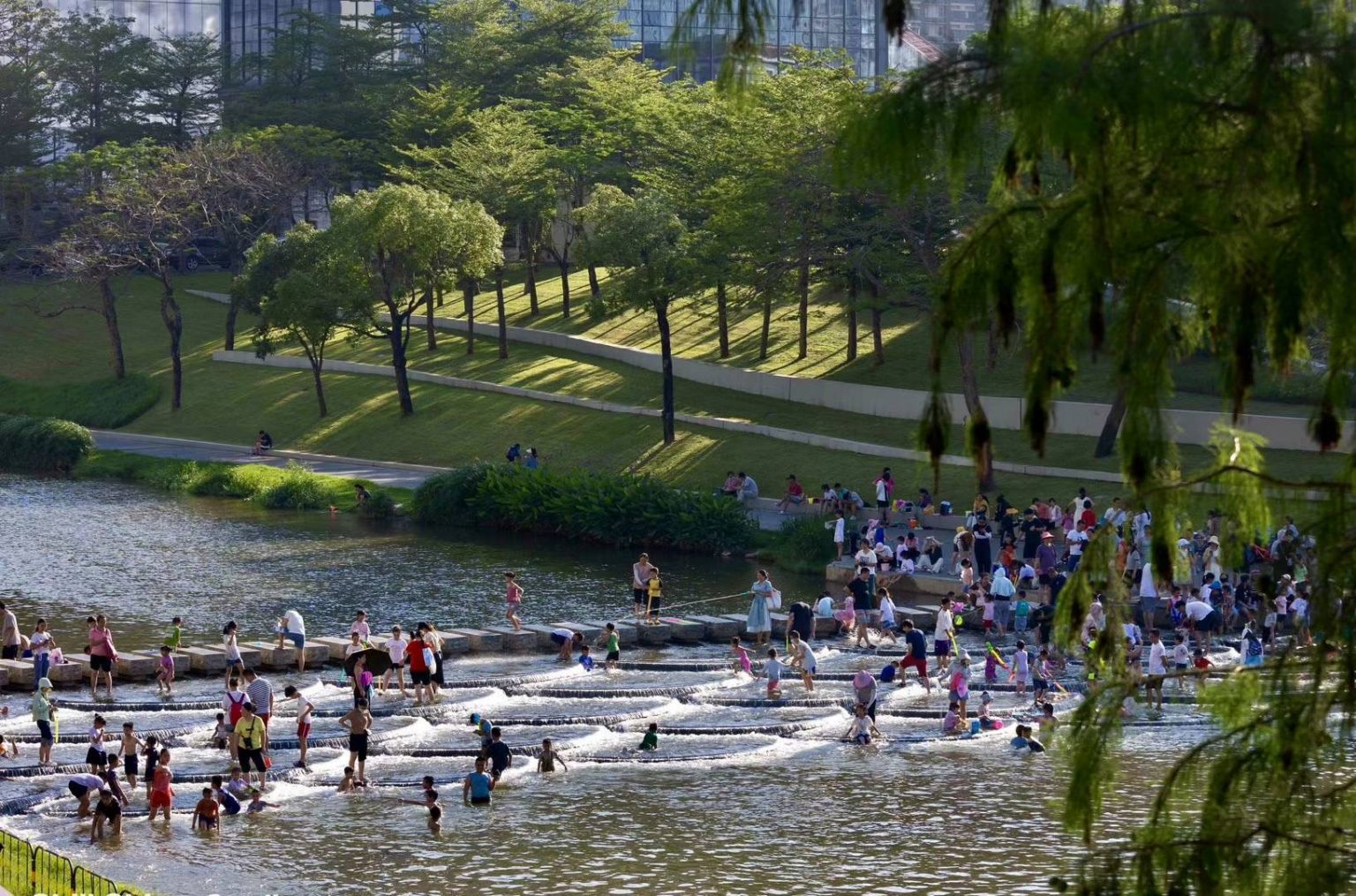 Exploring New Aesthetics – Revitalization of an Urban River Through Low ...